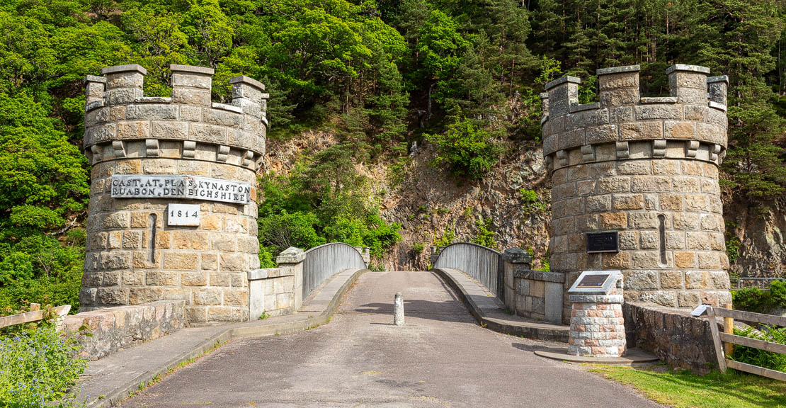 A guide to Craigellachie Bridge / Telford Bridge near Aberlour